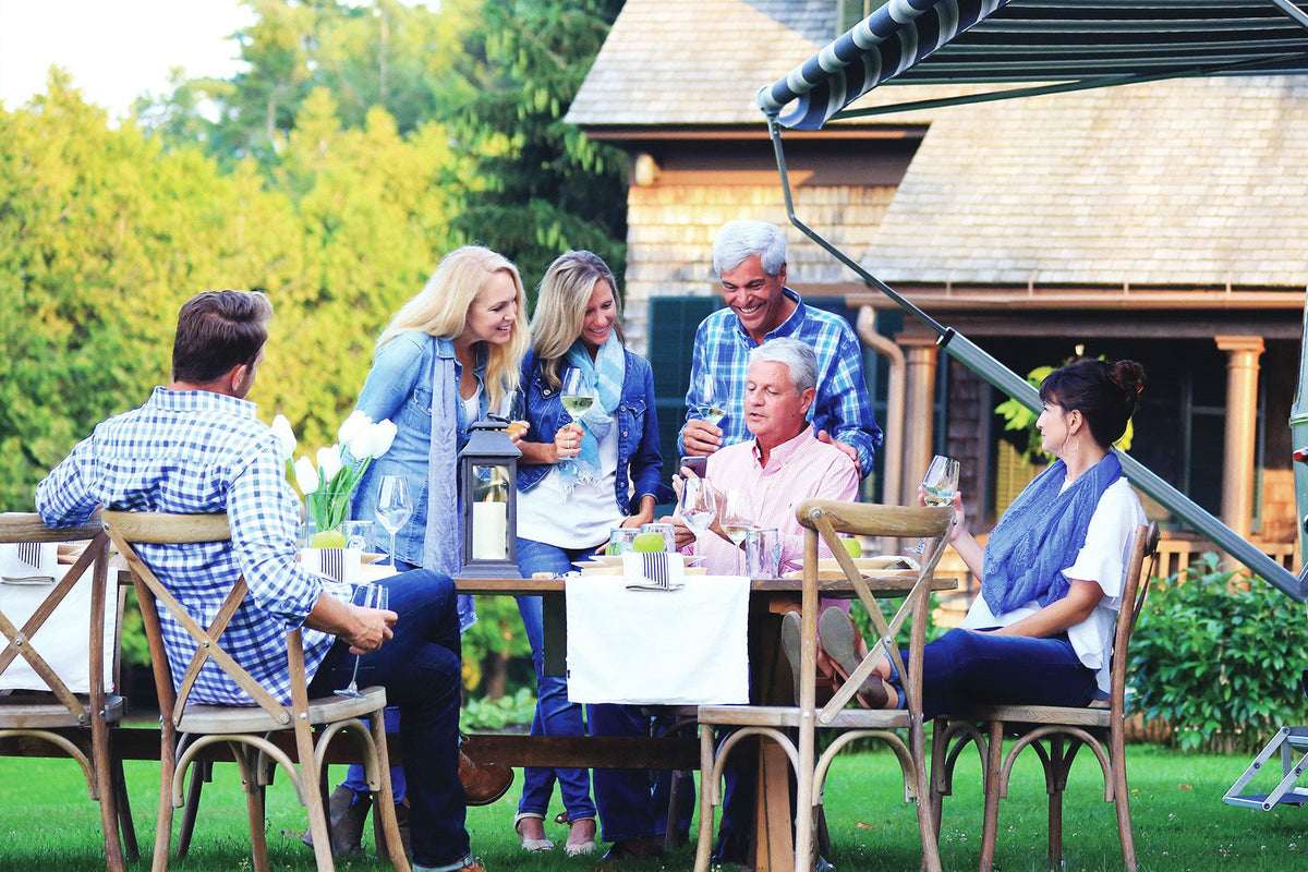 Top 3 Gifts for Father's Day: Celebrate Dad's Adventure Spirit – OutfitR